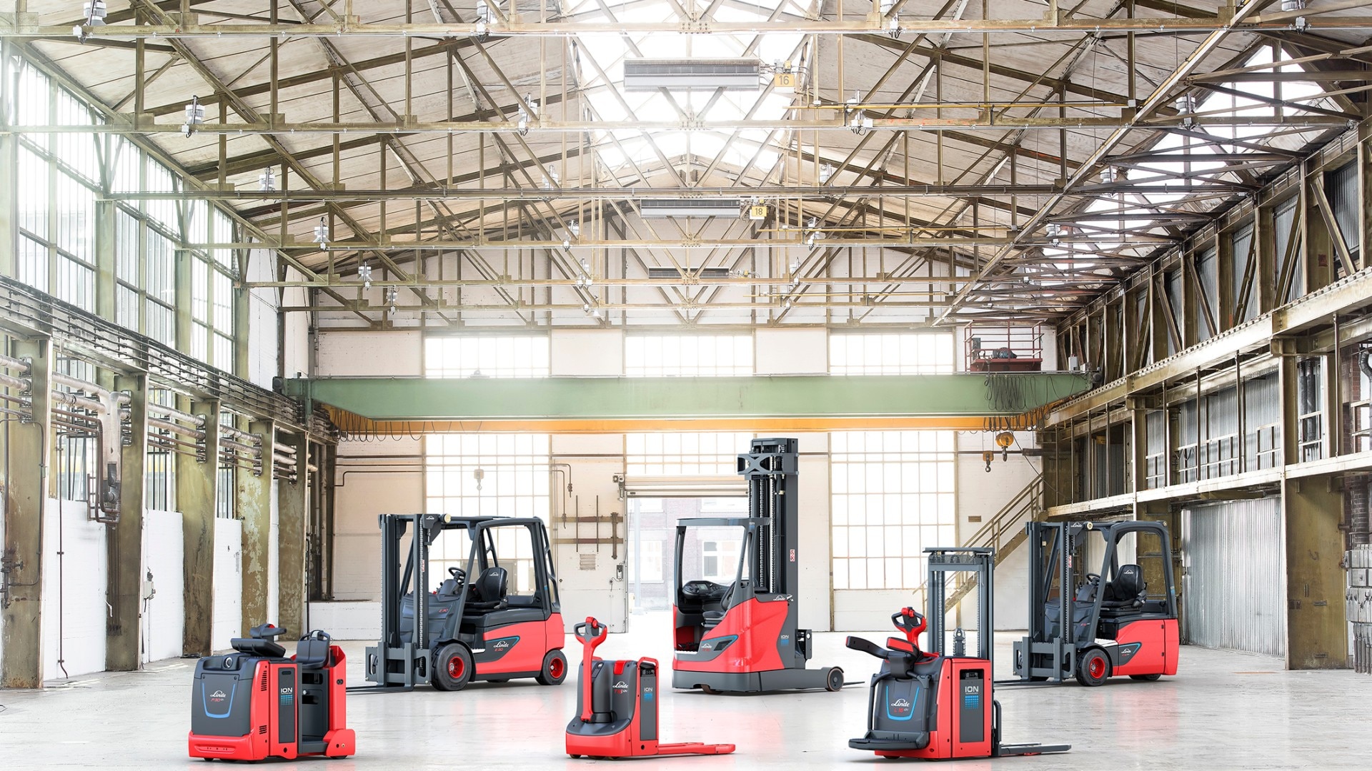 Apilador con condusctor acompañante L14 - L20 de Linde Material Handling
