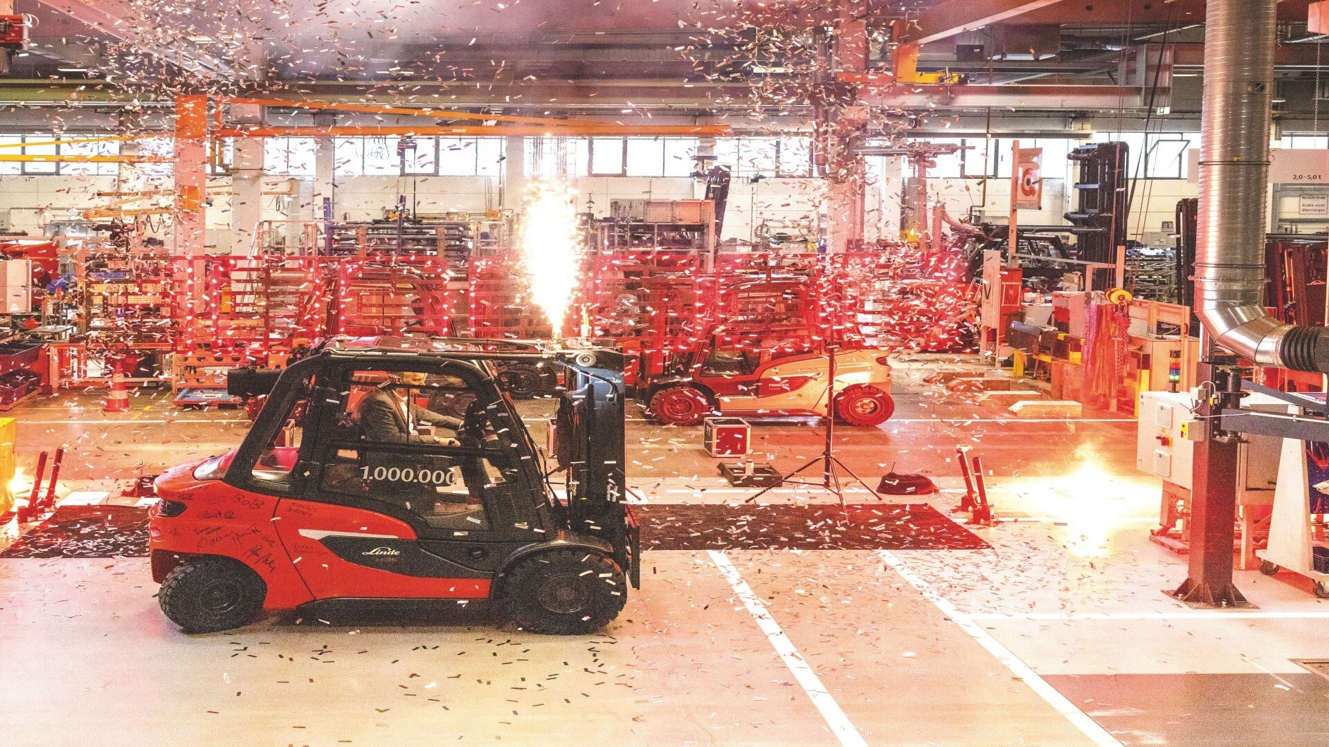 Linde Material Handling hace entrega de su carretilla térmica un millón ...